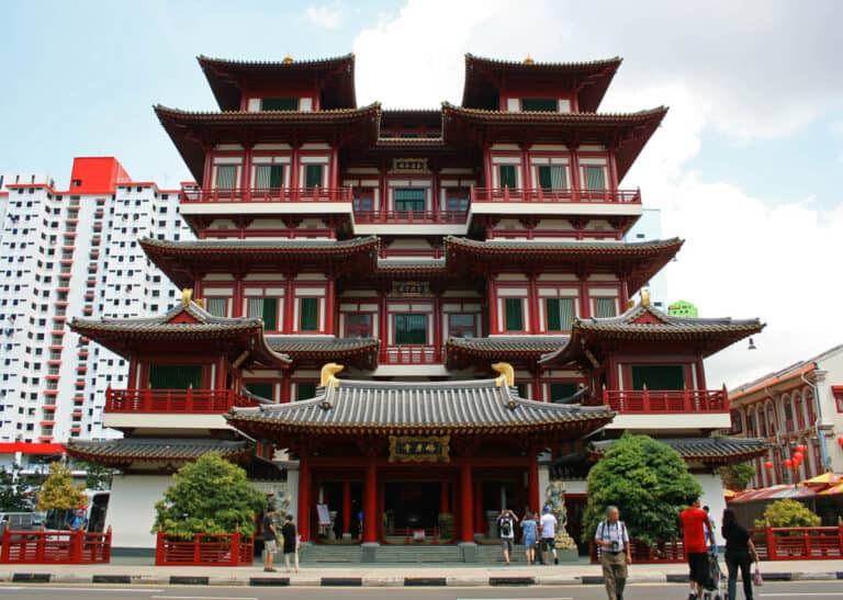 10 Must-Visit Temples in Singapore