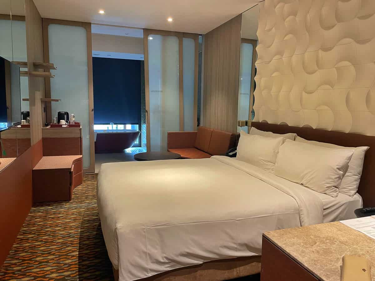 Crowne Plaza Changi Airport Review: Transit Haven