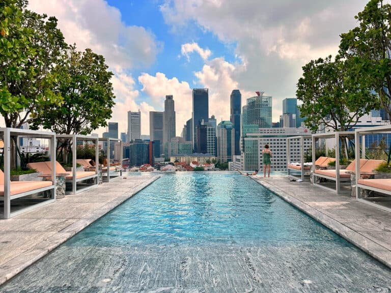 17 Best Mid-Range Hotels in Singapore