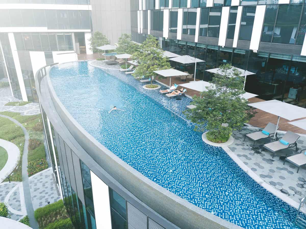 19 Singapore Hotels with Rooftop Pools