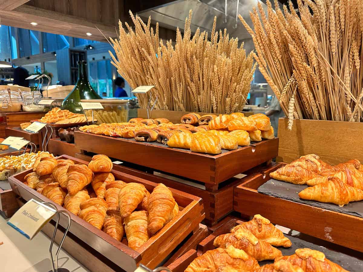 Pan Pacific Orchard: Review